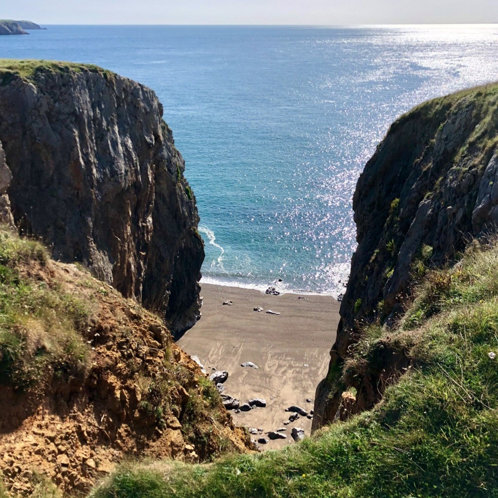 Pembrokeshire Walk 3 ~ Tenby to Lydstep Haven – Short Walks Long Paths