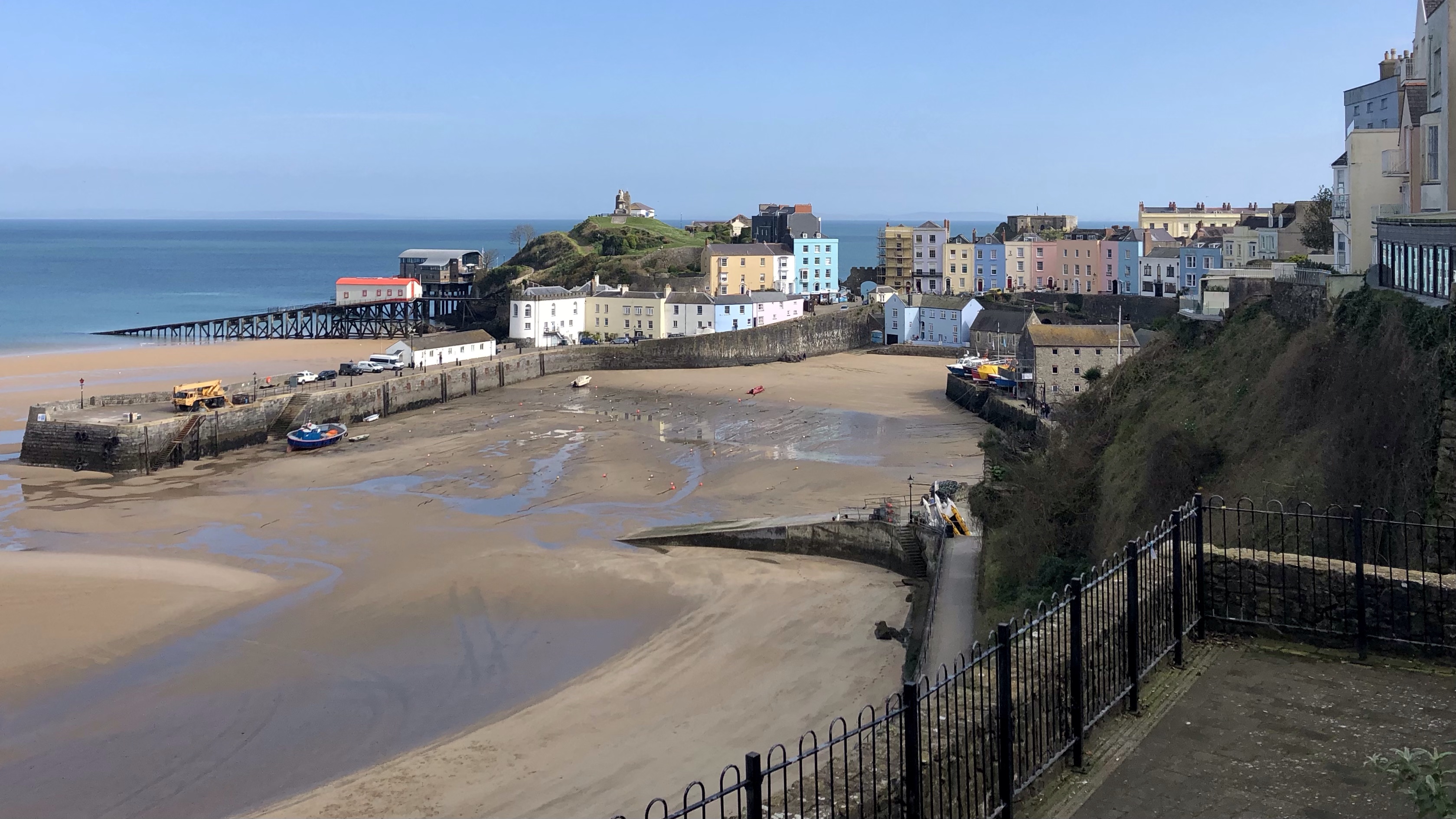 Pembrokeshire Walk 3 ~ Tenby to Lydstep Haven – Short Walks Long Paths
